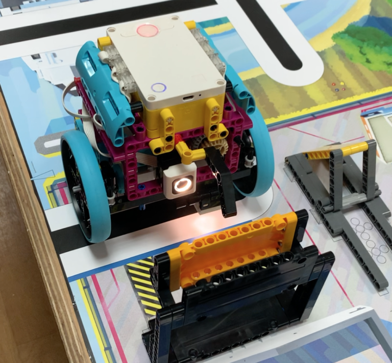 Spike Prime- LEGO Education – Diploma (3 Months) – CS Academy